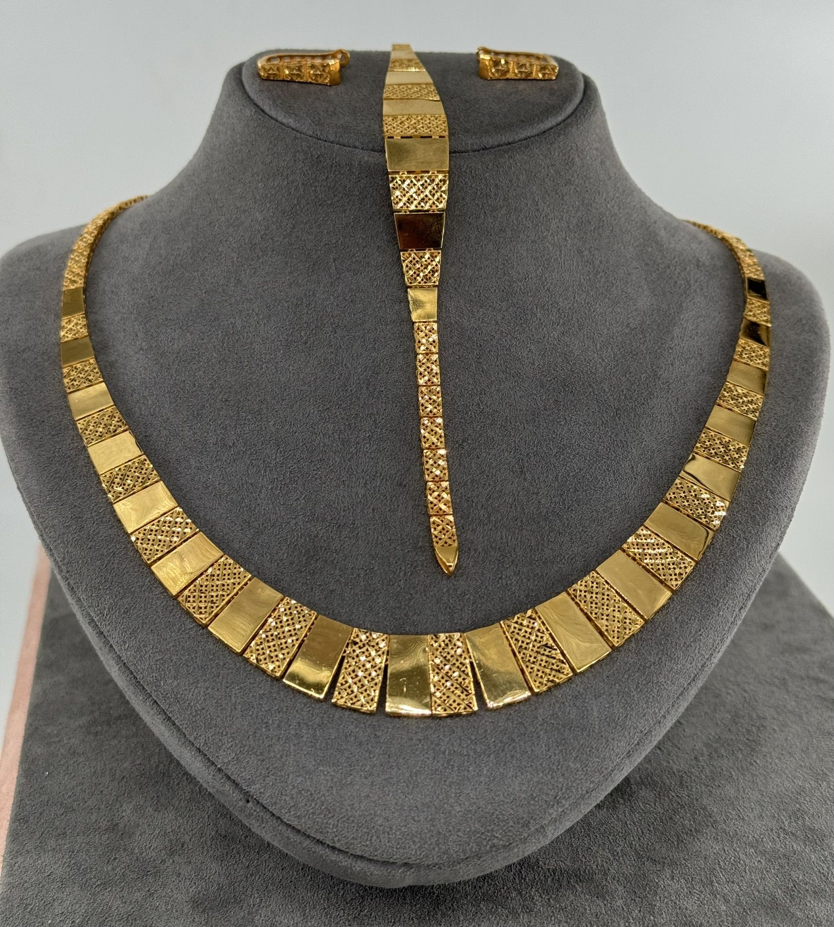 22 AYAR ALTIN SET